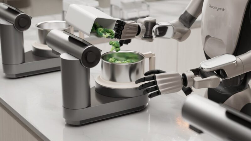 À Shanghai, le robot humanoïde R1 d’Ant Group cuisine comme un chef - Aruco