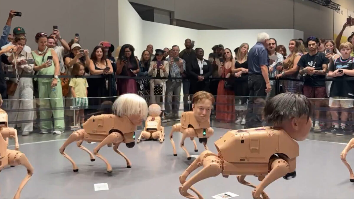 Musk, Zuckerberg, Bezos... Les robots mi-chiens mi-humains de Beeple ...